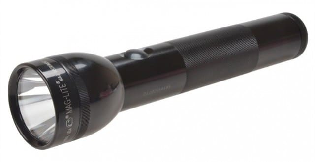 DISCOUNT BRAND NEW MAGLITE 3 CELL BLACK