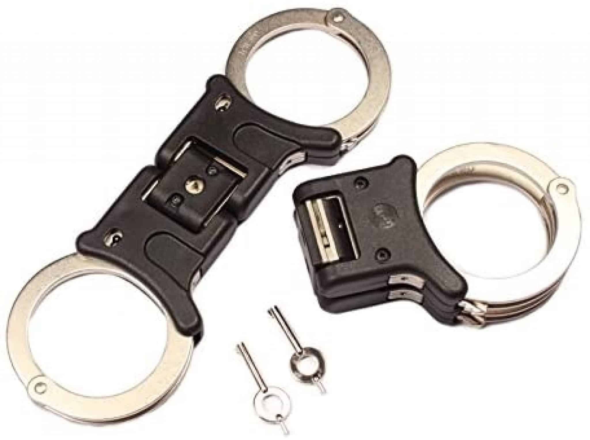 10 Best police handcuffs for law enforcement professionals for 2023